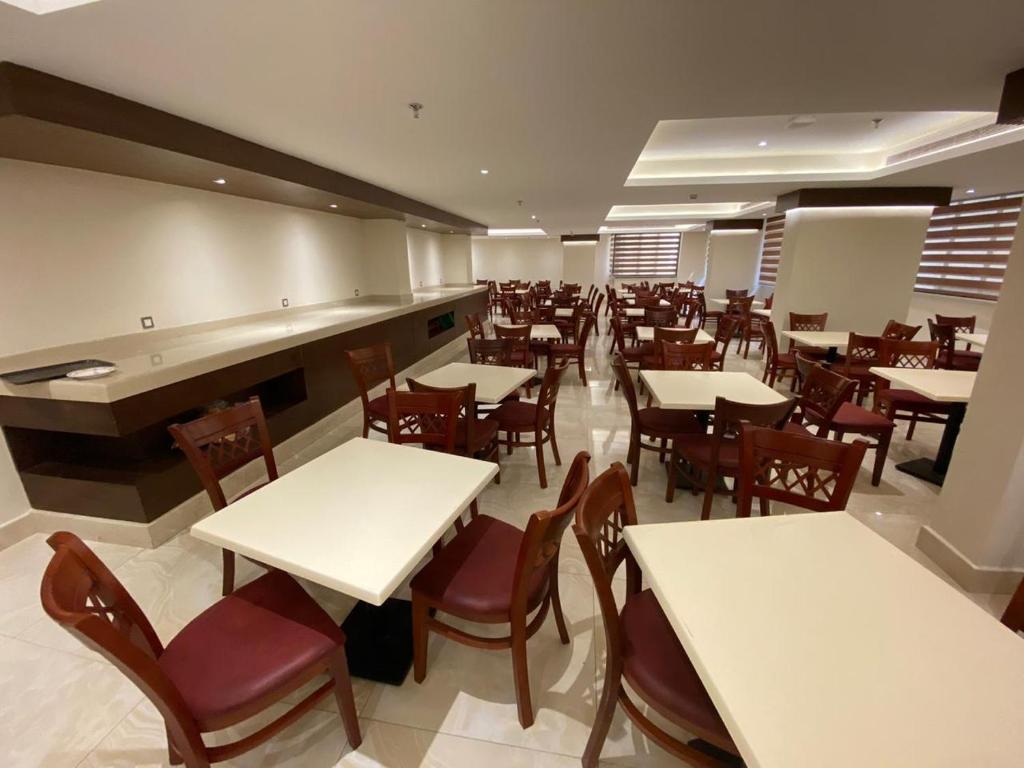 Best Price on Nasaem Al Joury Hotel in Mecca + Reviews!