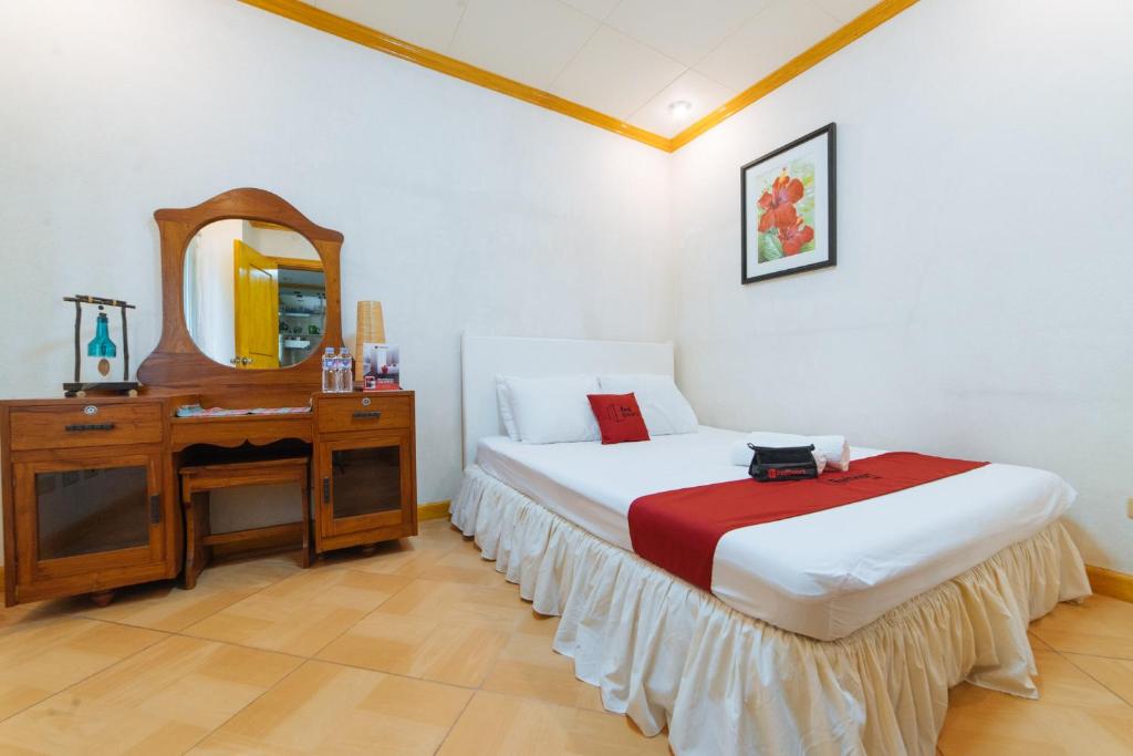 RedDoorz @ Arimbay Legazpi City from $18 - Book Now