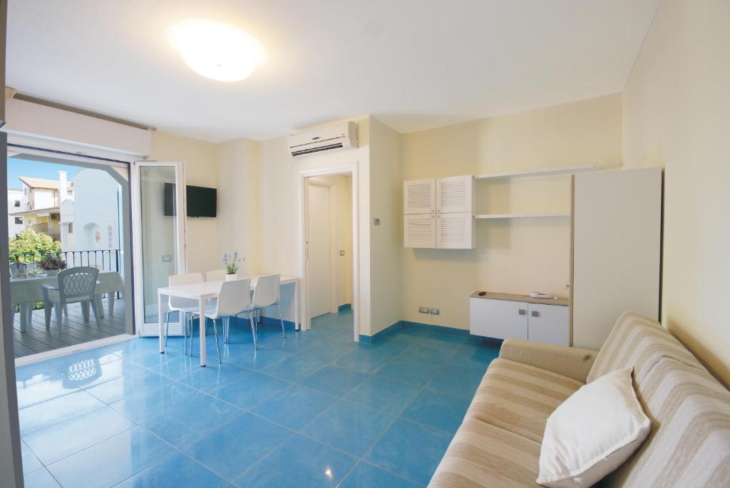 BOOK >> Residence Abruzzo Resort in Tortoreto, Italy