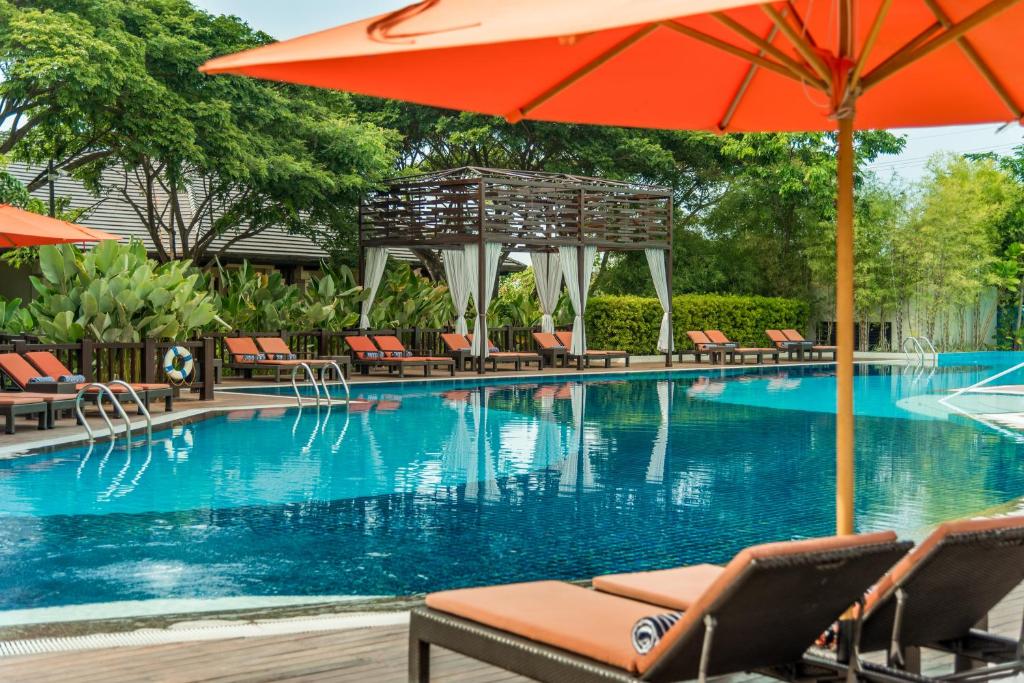 Crimson Resort and Spa Mactan, Cebu, Cebu | 2025 Updated Prices, Deals