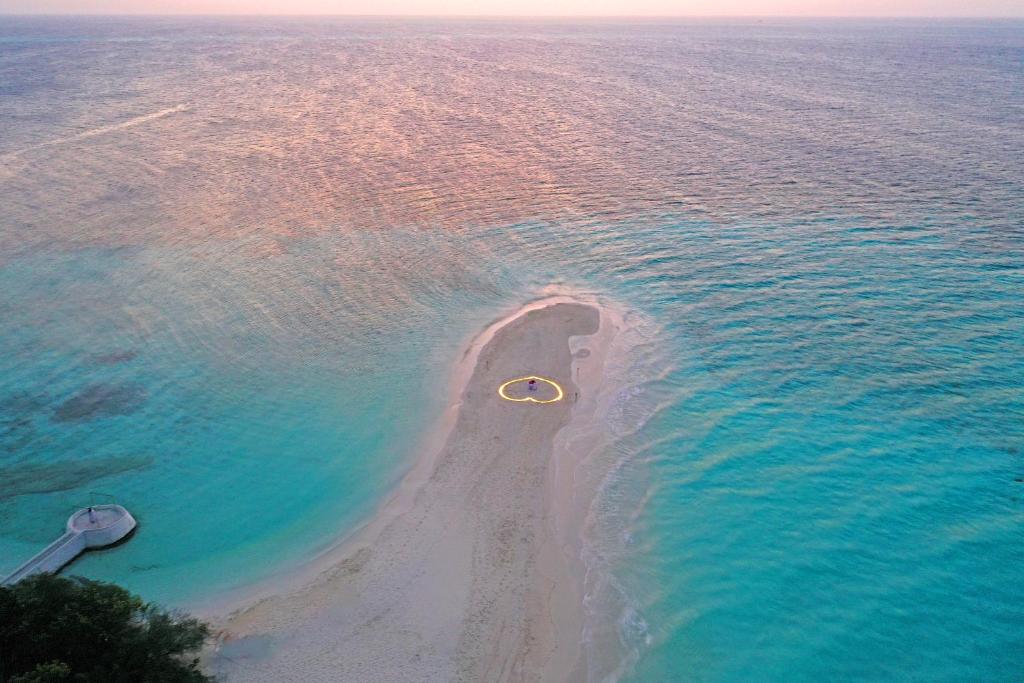 Eriyadu Island Resort, Maldive Islands | 2023 Updated Prices, Deals
