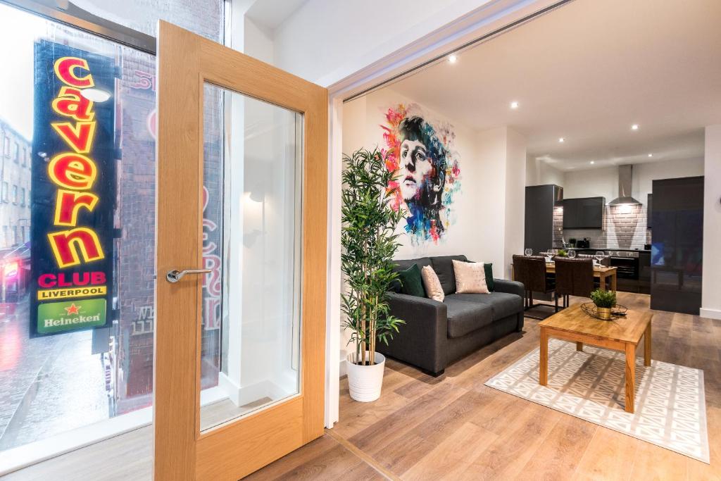 SGT Peppers Mathew Street Apartments By Happy Days, Liverpool | 2024 ...