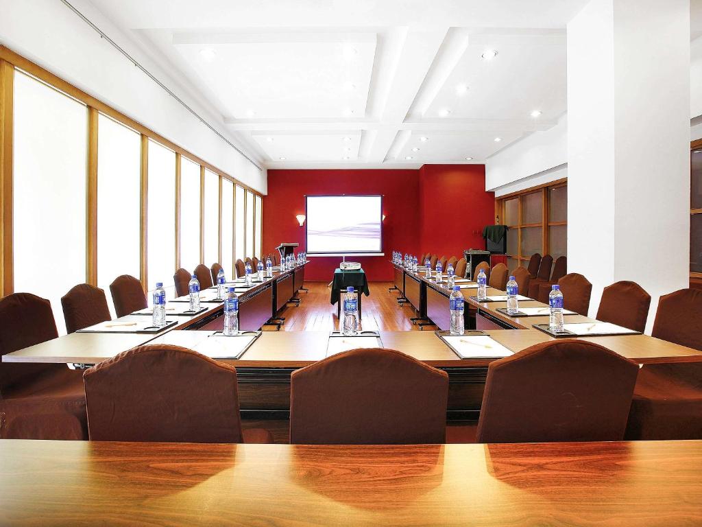 Beijing XinQiao Hotel, Beijing | 2025 Updated Prices, Deals