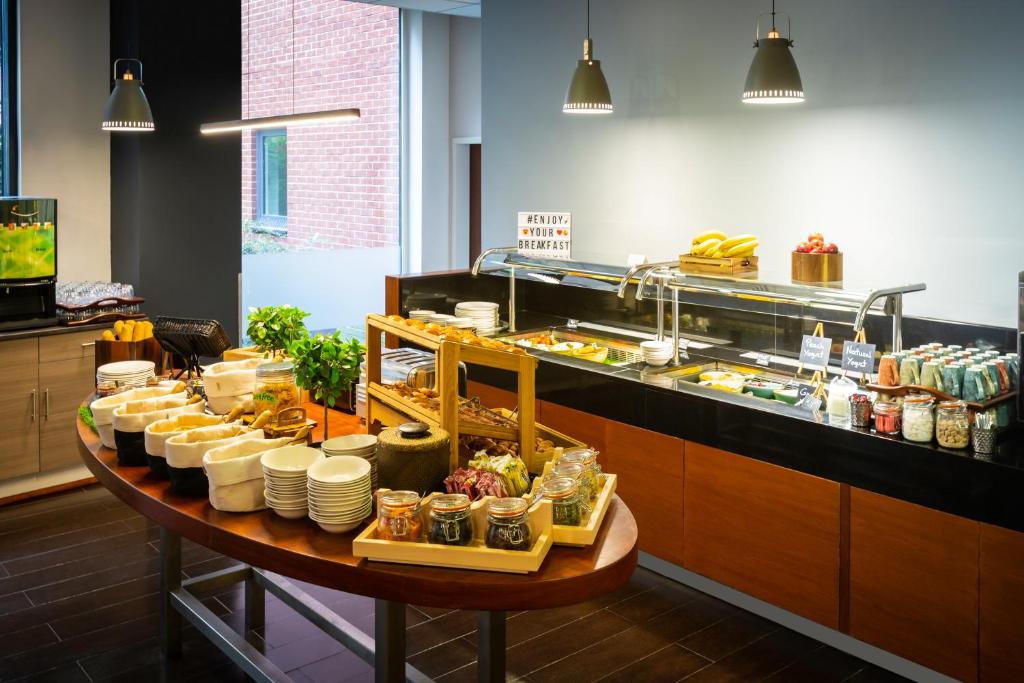 Novotel Reading Centre Hotel, Reading | 2024 Updated Prices, Deals