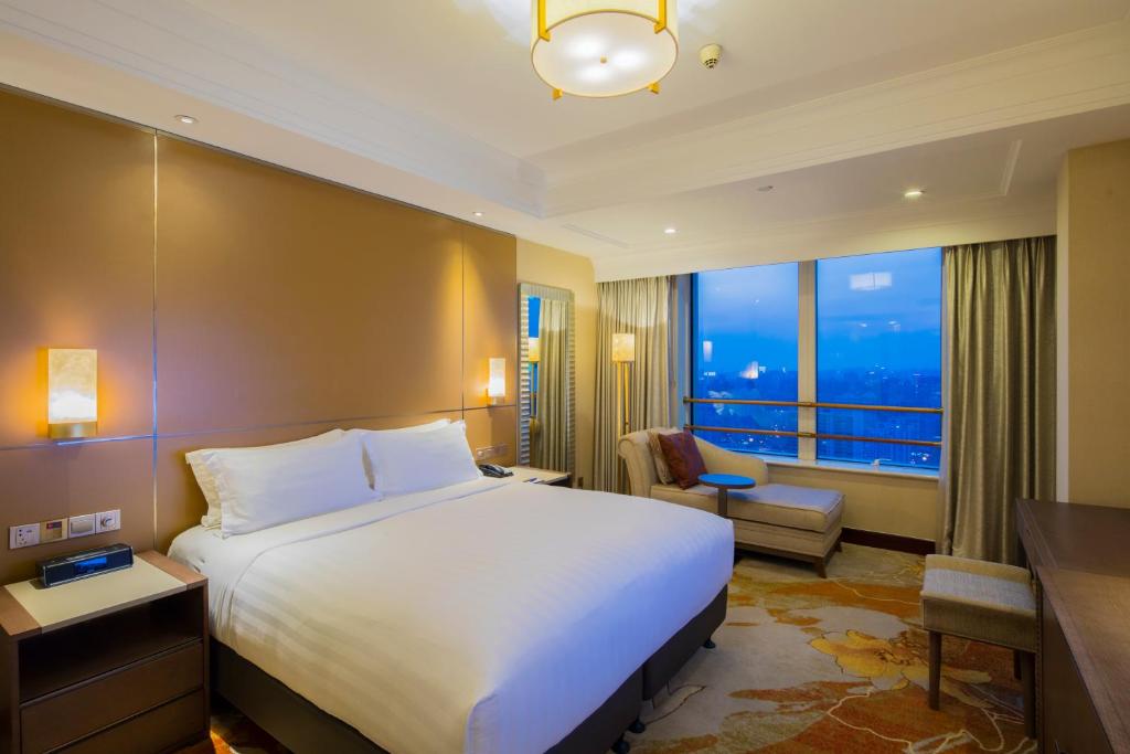 Radisson Blu Hotel Shanghai New World, Shanghai | 2024 Updated Prices ...