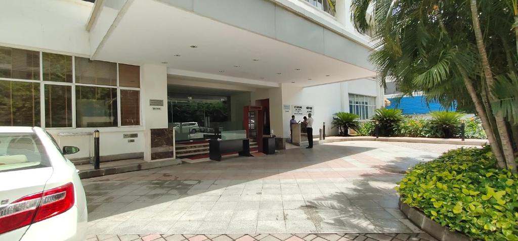 Fortune Park Lakecity, Mumbai | 2024 Updated Prices, Deals