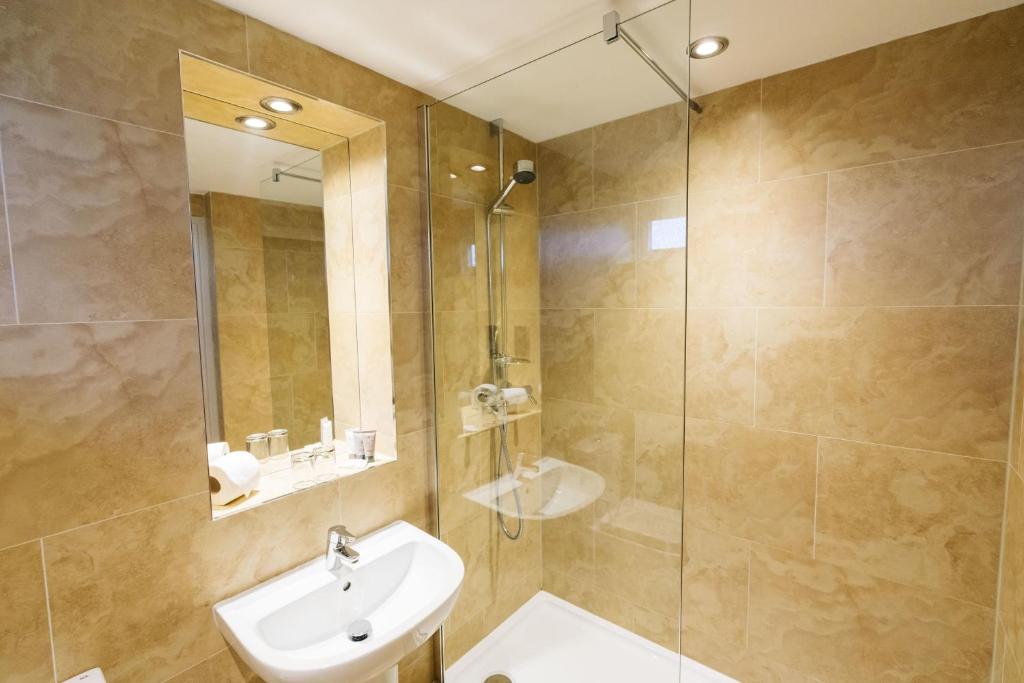 The Mount Country Manor Hotel & Golf, Wolverhampton | 2024 Updated ...