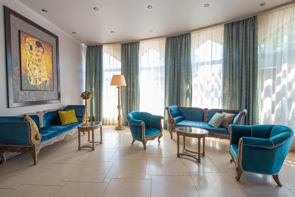 Hotel Wien, Deva | Best Price Guarantee - Mobile Bookings & Live Chat