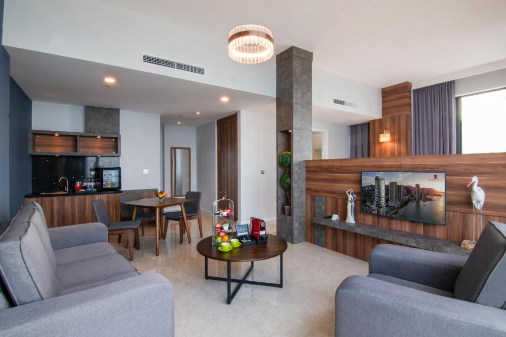 Hompton by the Beach Penang - 2025 Exclusive Deals