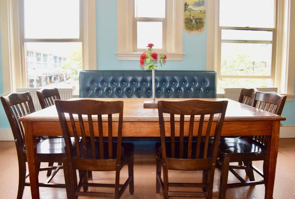 Green Tortoise Hostel Seattle, Seattle (WA) | 2025 Updated Prices, Deals