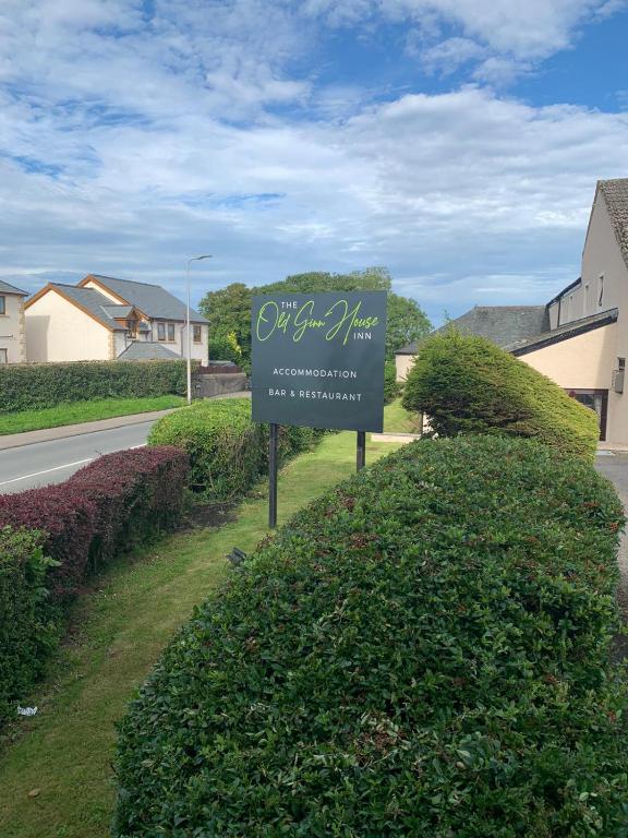 Best Price on The Old Ginn House Inn in Workington + Reviews!