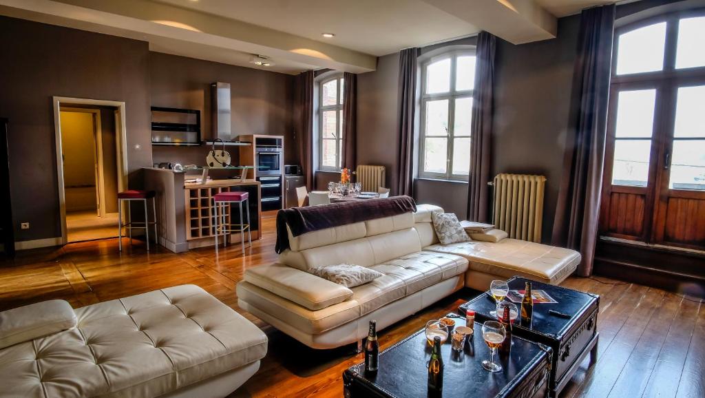 Best Price on La Merveilleuse by Infiniti hotel in Dinant + Reviews!