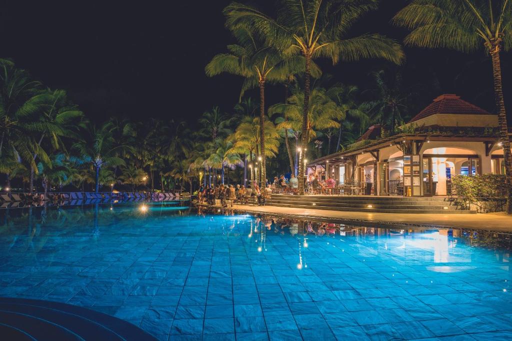 Mauricia Beachcomber Resort & Spa, Mauritius Island | 2025 Updated ...