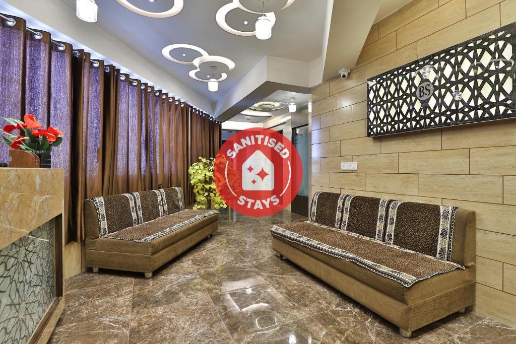 Hotels in Kalol, India - price from $14 | Planet of Hotels