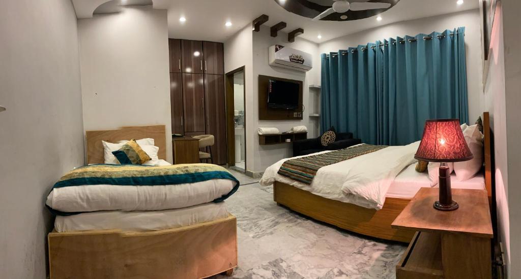 Hotel Holiday in Lahore, Pakistan - reviews, price from $20 | Planet of ...