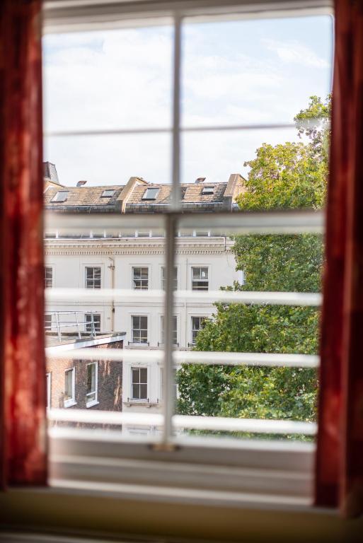 Dolphin Inn, London | 2024 Updated Prices, Deals