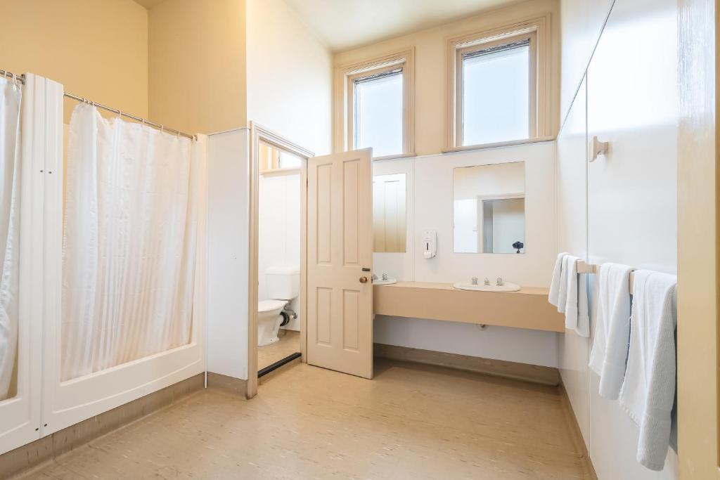 The Formby Hotel, Devonport | 2024 Updated Prices, Deals