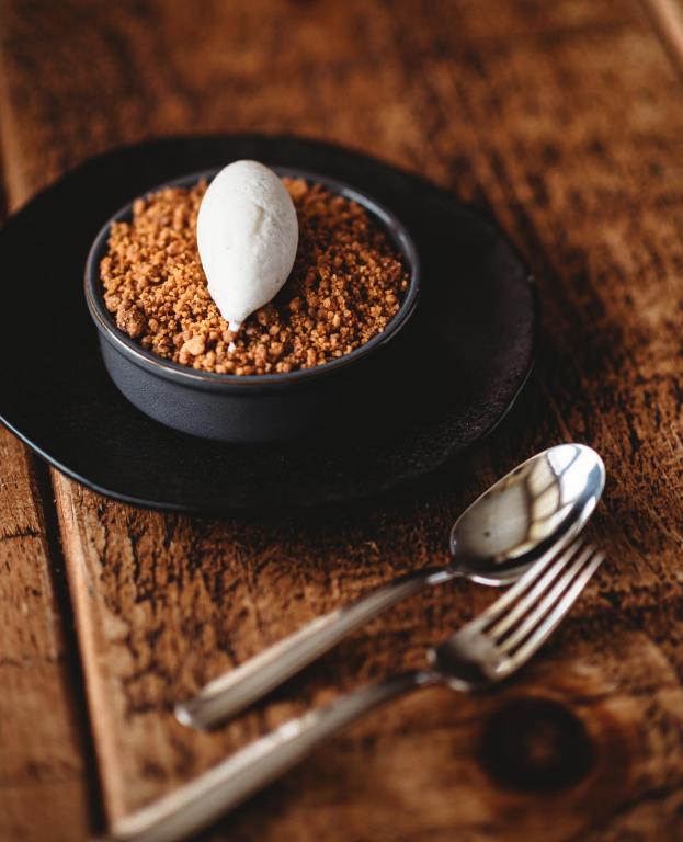 Best Price on Millfields Hotel in Grimsby + Reviews!