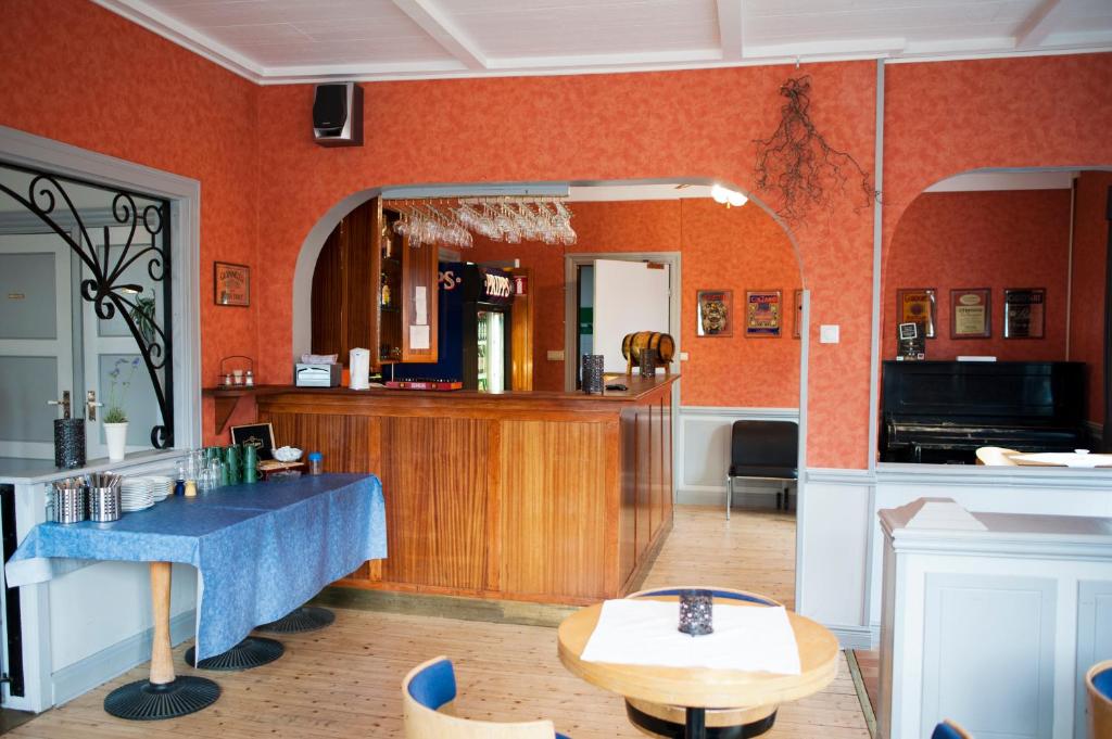 Best Price on Reftele Wardshus in Reftele + Reviews!