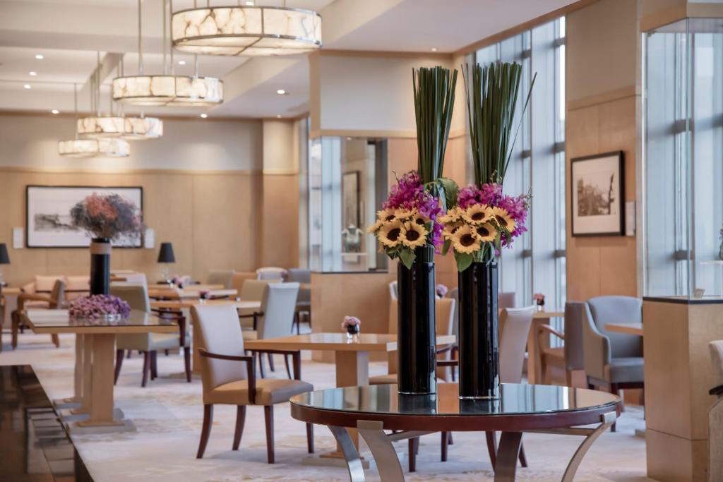 InterContinental Shanghai Pudong, Shanghai | 2024 Updated Prices, Deals