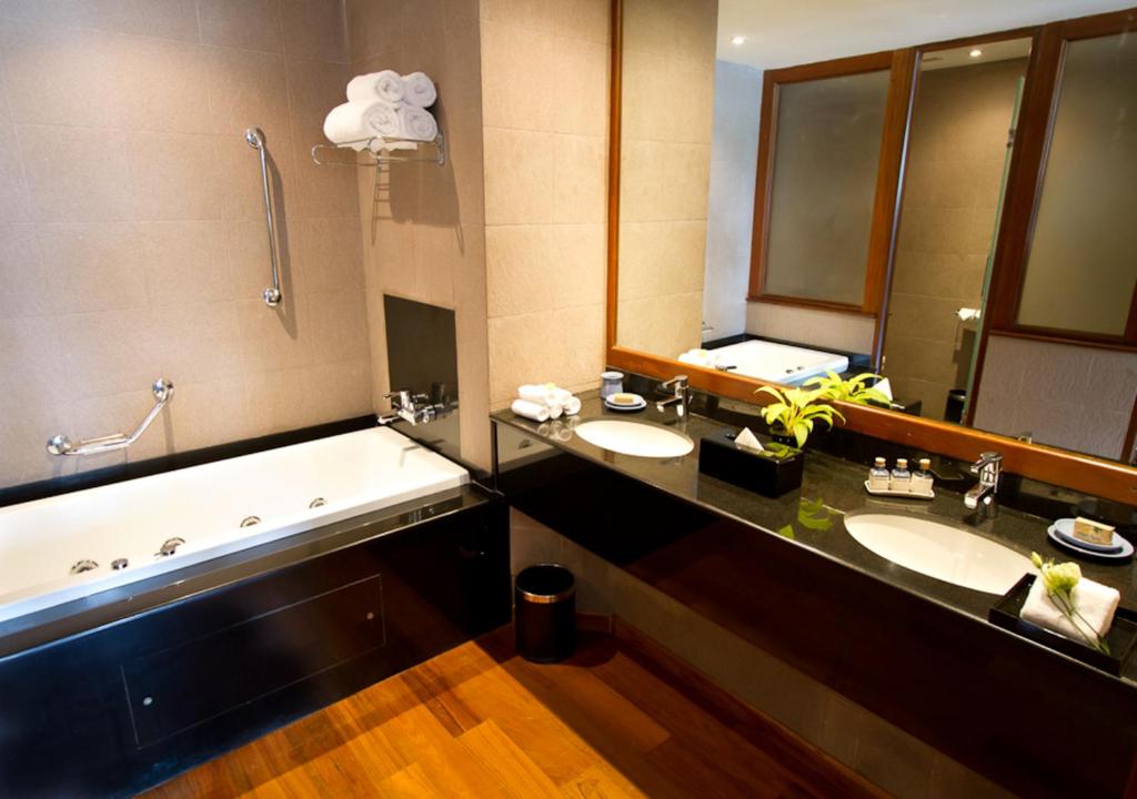 The Blue Water Hotel, Wadduwa | 2024 Updated Prices, Deals