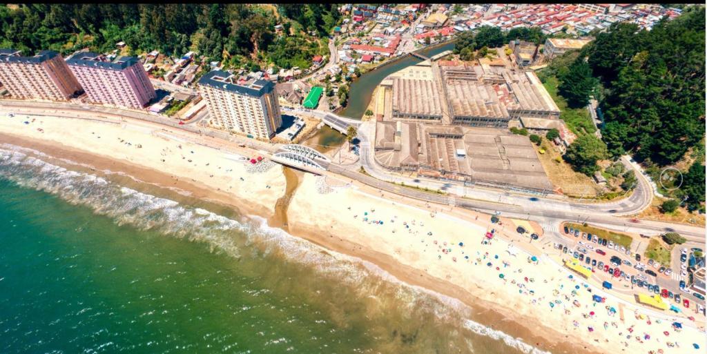 Departamento frente Playa Tome Bellavista en Tomé, Chile - opiniones ...