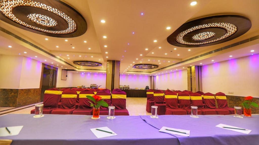 Quality Inn Sabari, Chennai | 2024 Updated Prices, Deals