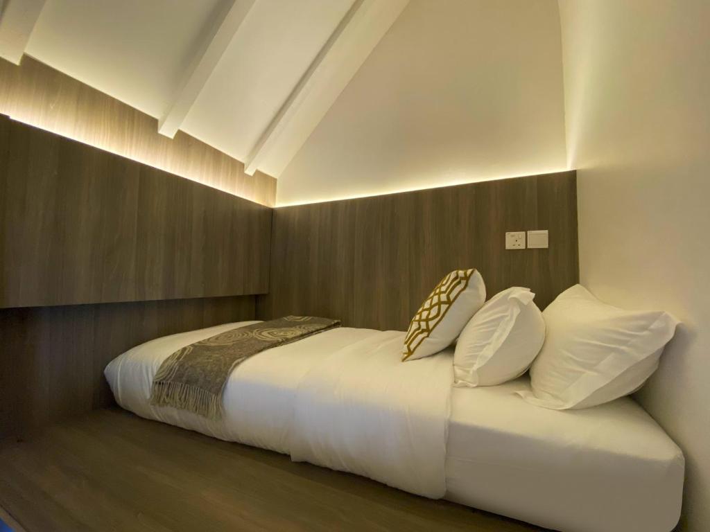 ST Signature Chinatown Hotel (Singapore) - Deals, Photos & Reviews