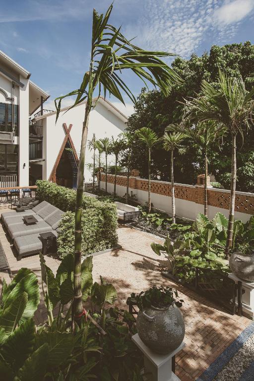 Thee Vijit Lanna by TH District, Chiang Mai | 2024 Updated Prices, Deals