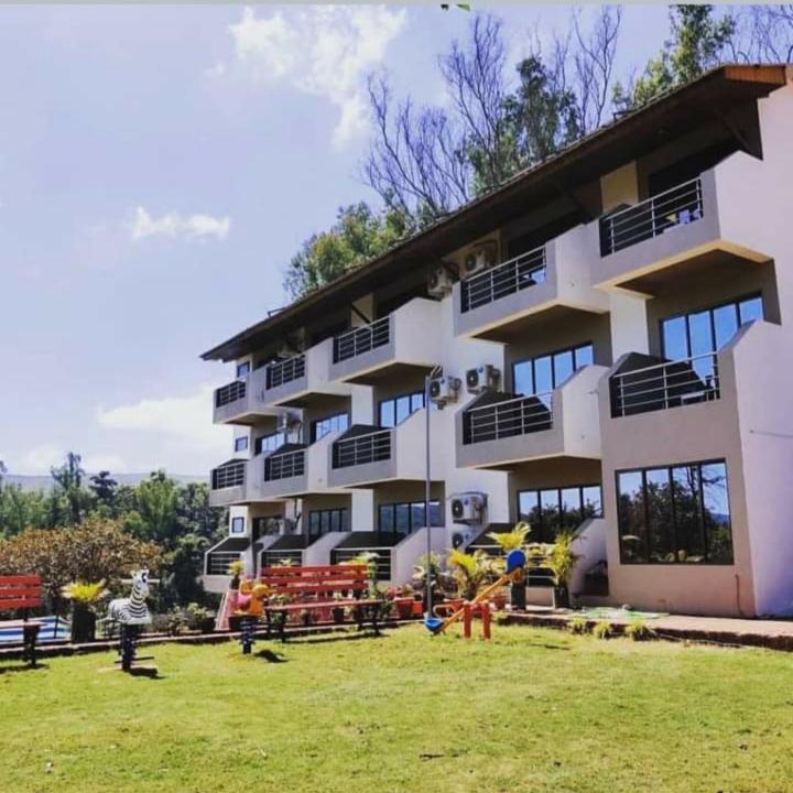 Best Price on Hirkani Garden Resort in Mahabaleshwar + Reviews!