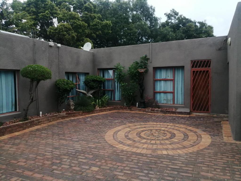 Naisar's Apartments Primrose,Johannesburg, Johannesburg | 2024 Updated ...