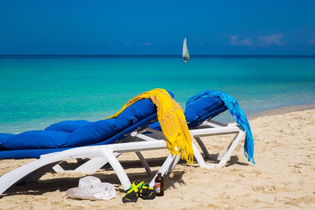 Legends Beach Resort Hotel (Negril) - Deals, Photos & Reviews