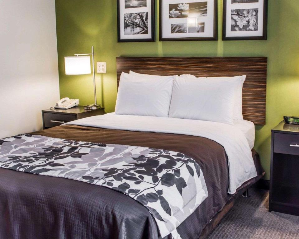 Top 8 Hotels With Smoking Rooms In Richmond, Virginia - Updated 2024 ...