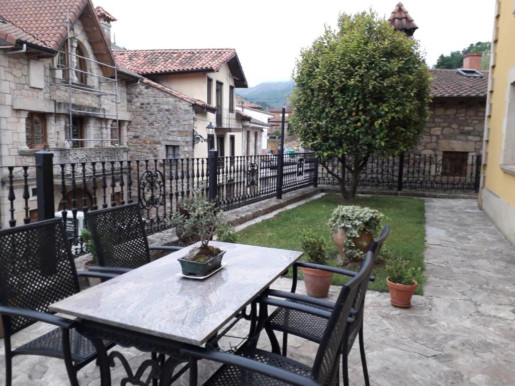 Posada Carpe Diem, Lierganes, Spain - Photos, Room Rates & Promotions