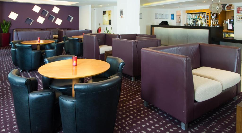 Holiday Inn Express Hemel Hempstead, Hemel Hempstead | 2024 Updated ...