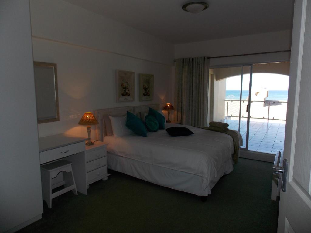 Seashells Luxury Self Catering Apartments Entire apartment (Jeffreys ...
