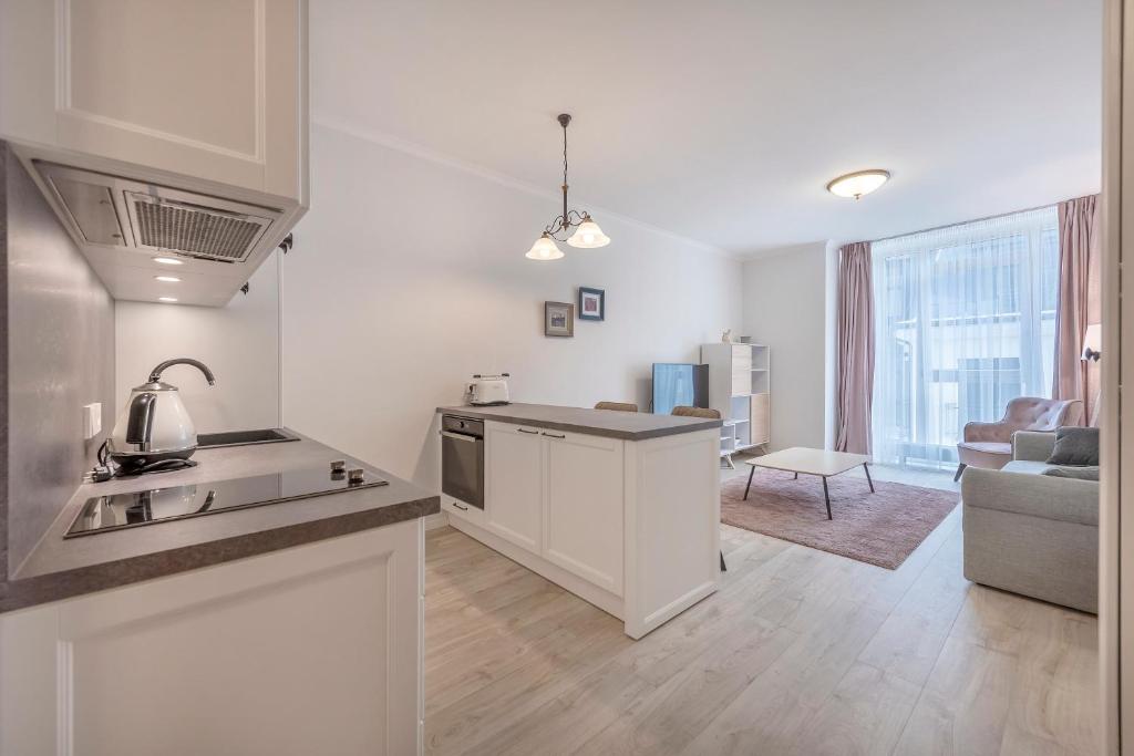 From €30 - HaPPy Inn Rich Studio, Self Check-In-24x7,Parking-in-the ...