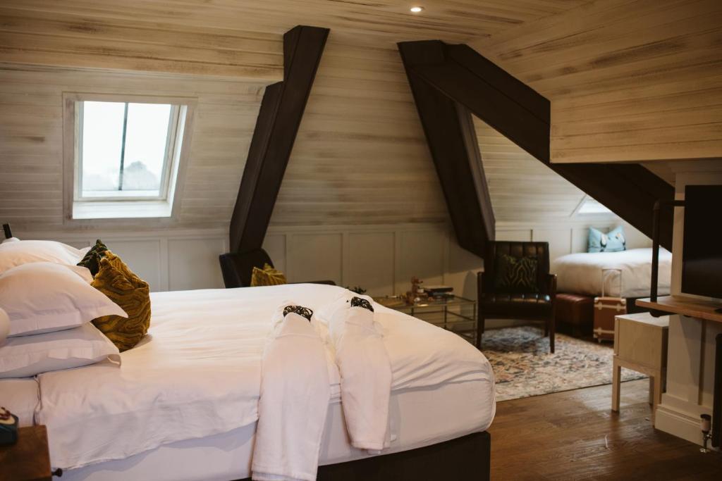 Best Price on The Rabbit Hotel & Retreat in Templepatrick + Reviews!