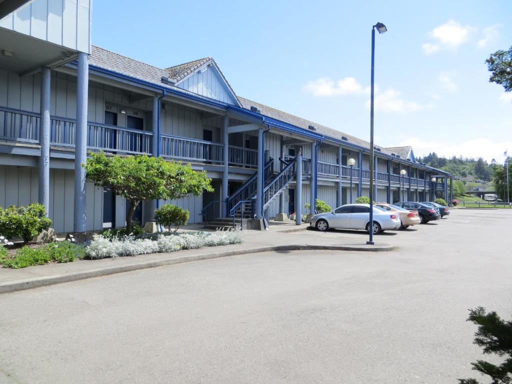 Edgewater Inn and Suites, Coos Bay (OR) | 2024 Updated Prices, Deals