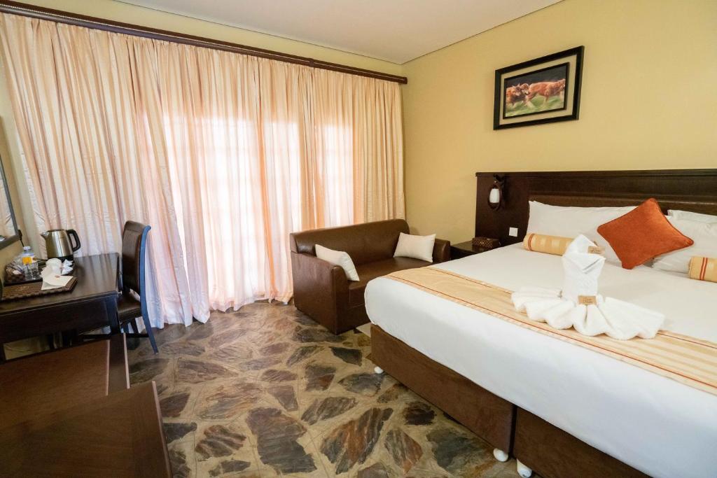 Best Price on Big Valley Game Lodge in Lobatse + Reviews!