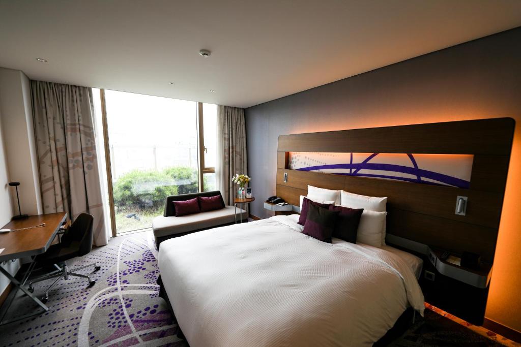 Novotel Ambassador Suwon Hotel, Suwon-si | 2024 Updated Prices, Deals