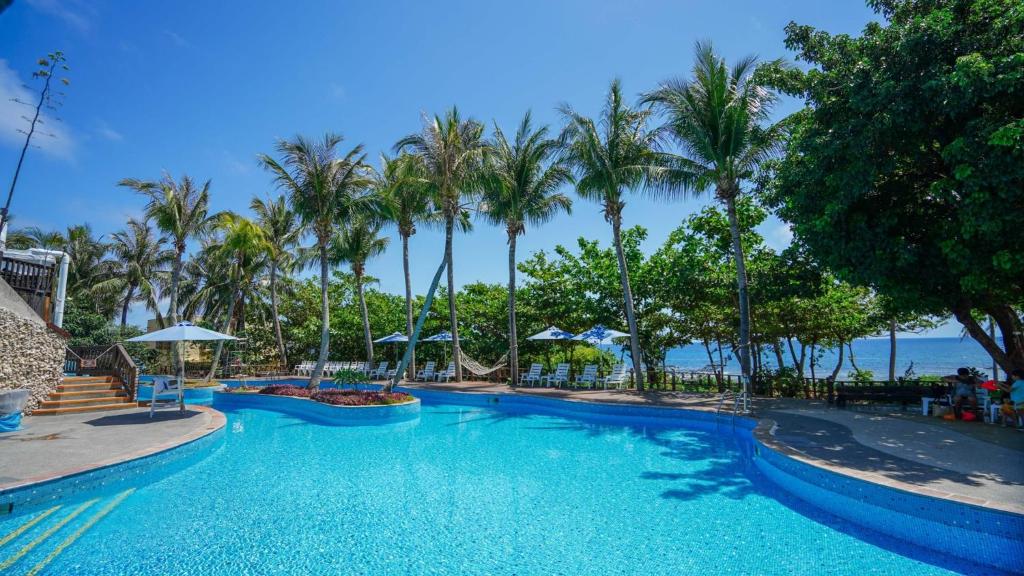 Yoho Beach Resort Deals