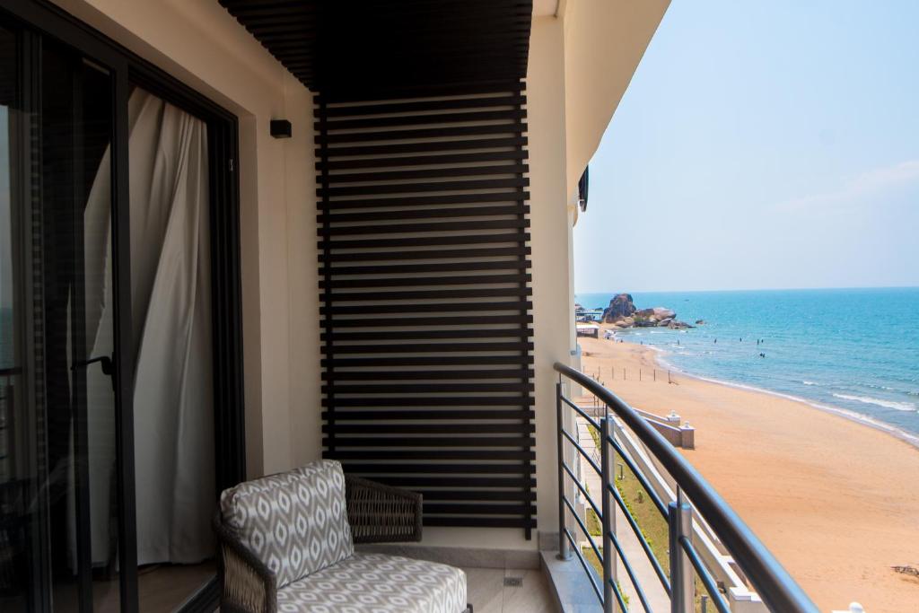 Sunbird Waterfront Hotel (Salima) - Deals, Photos & Reviews