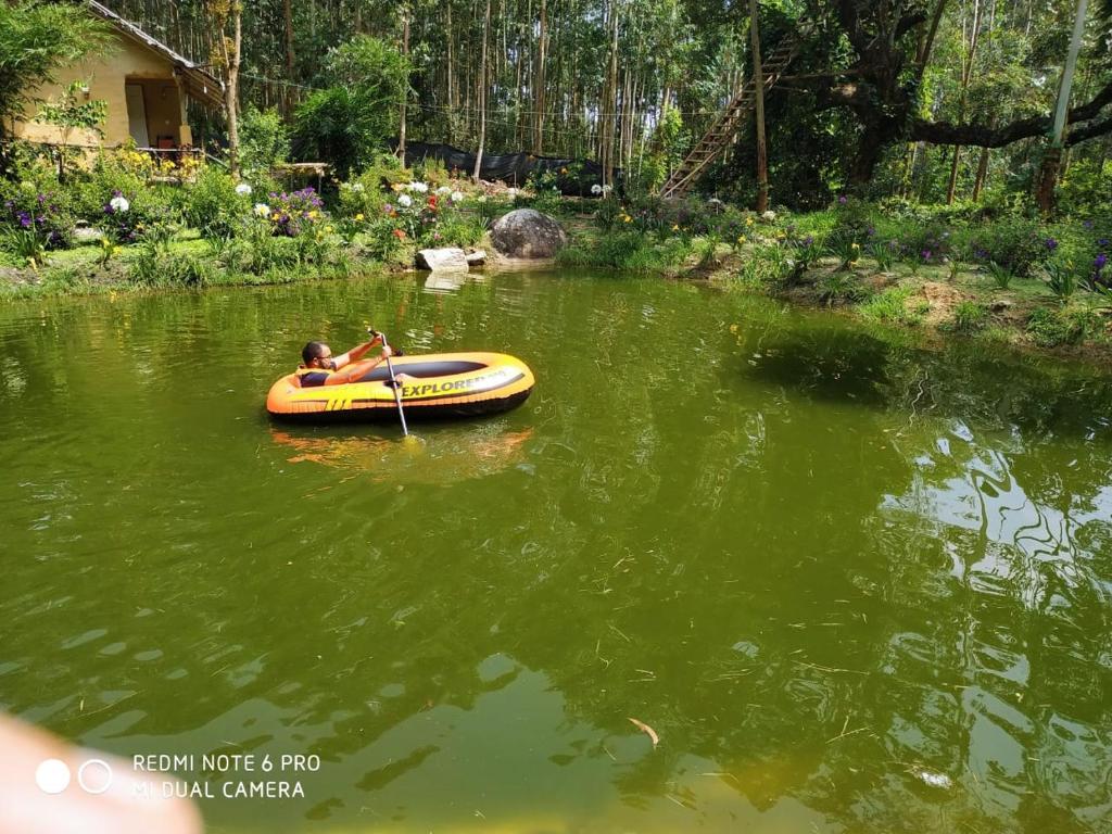 Anandavana Jungle Living By LexStays - Kanthalloor-Marayur Hotel ...
