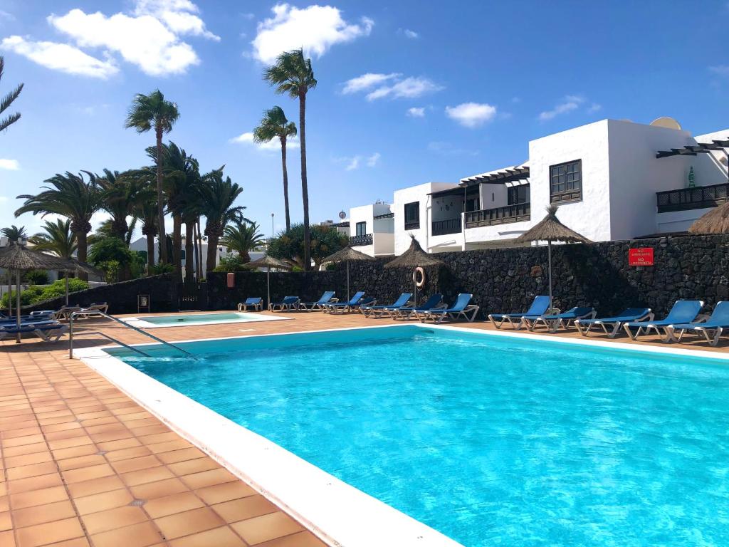 Villa Dream, Front Line 2 Bedroom Apartment, Tías, Lanzarote from €81