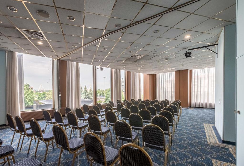 Cosmos Hotel, Moscow | 2024 Updated Prices, Deals