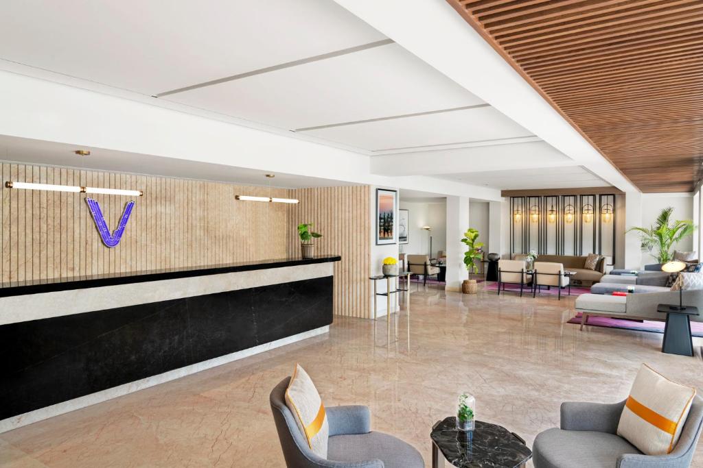 Vivanta Goa, Miramar Hotel - Deals, Photos & Reviews