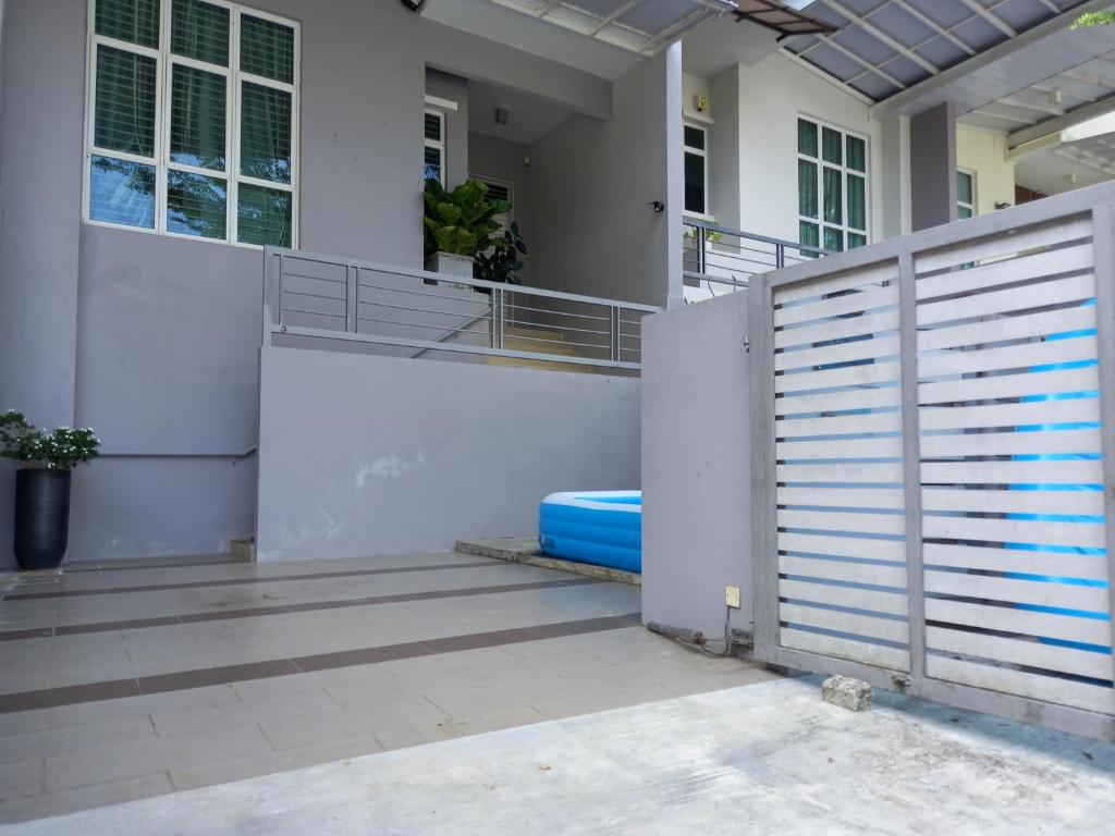 Shamrock Beach Villas Corner or Seaview, Penang | 2024 Updated Prices ...