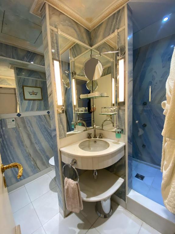 Hotel Gavarni Paris, Paris | 2024 Updated Prices, Deals