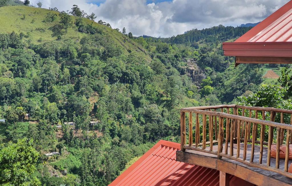 Ella Mount View Guest Inn Hotel - Deals, Photos & Reviews